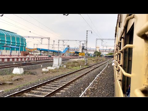 Arrived Botad Junction on Surendranagar - Bhavnagar daily SL Train # ...