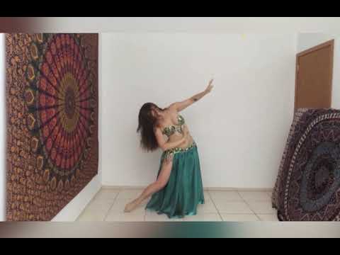 Pocket show Brasilidades com Isabella Morais.