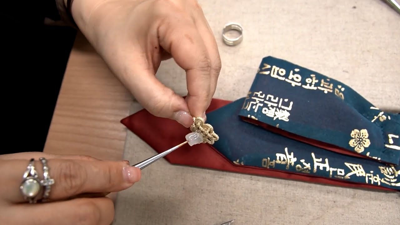 How to Make a Korean Traditional Ribbon, Daenggi | DIY - YouTube