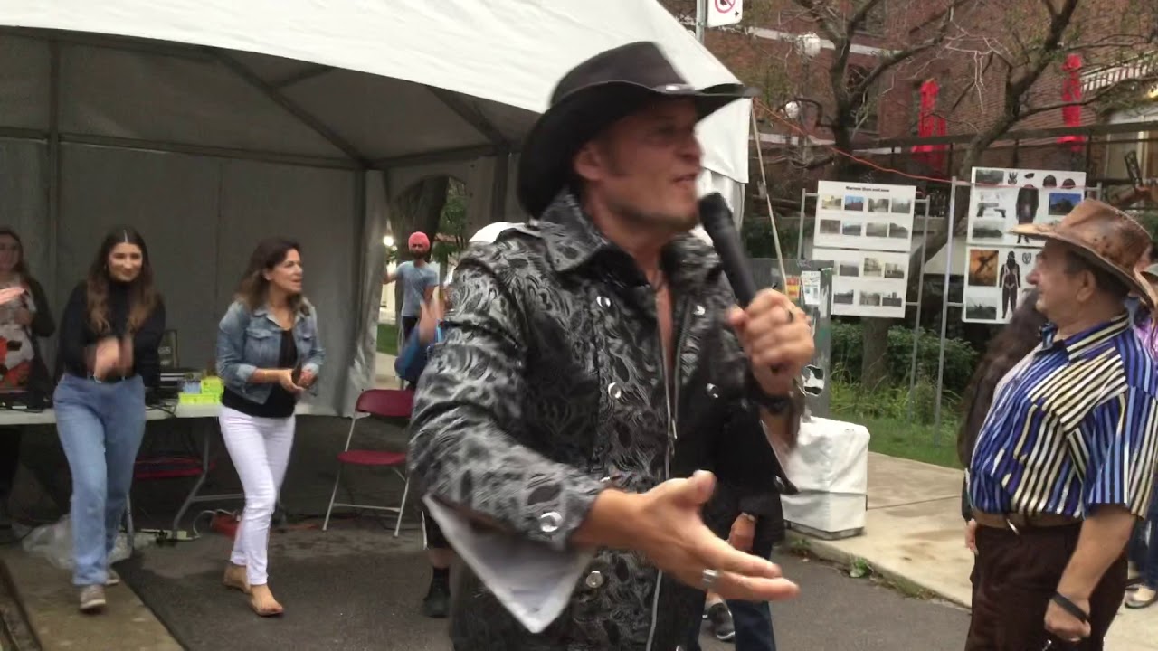 Sugar sugar/ Darren evorglens at polish festival - YouTube