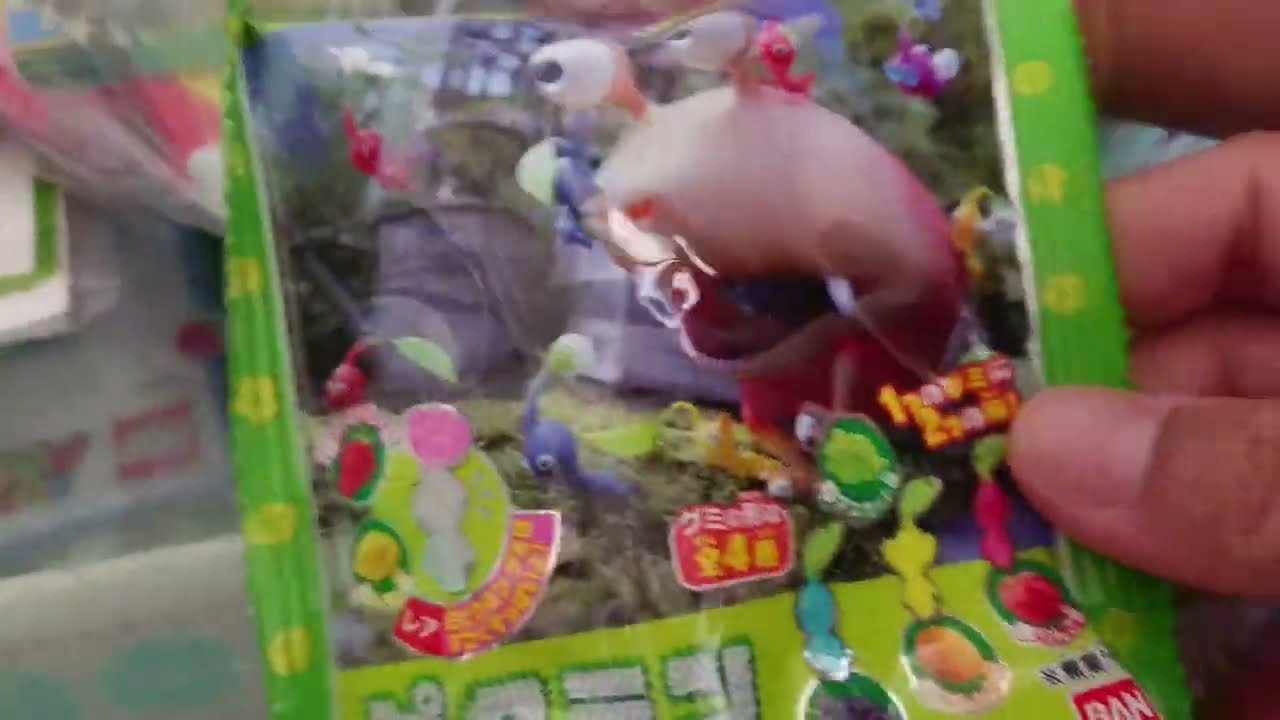 Pikmin Gummies and Other Gummy Candy - YouTube