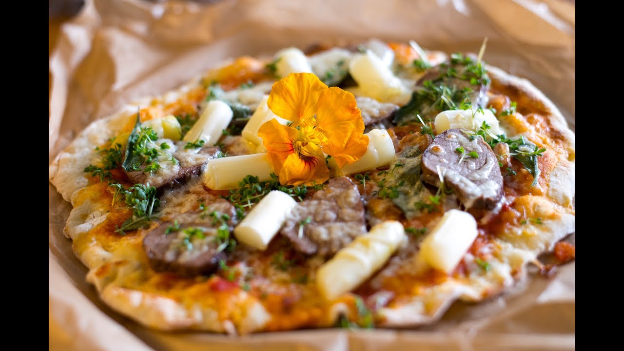 Wild-Pizza - YouTube