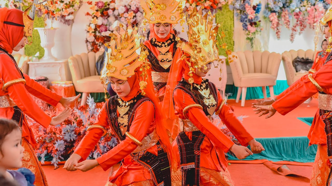 KETA MANORTOR - TARI KREASI SIDIMPUAN IDOL GROUP - YouTube