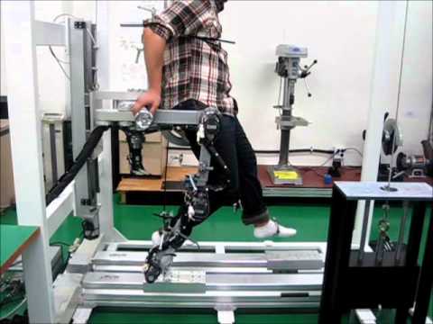 111020 Proto robot Walk Trainning2 Cyborg lab - YouTube