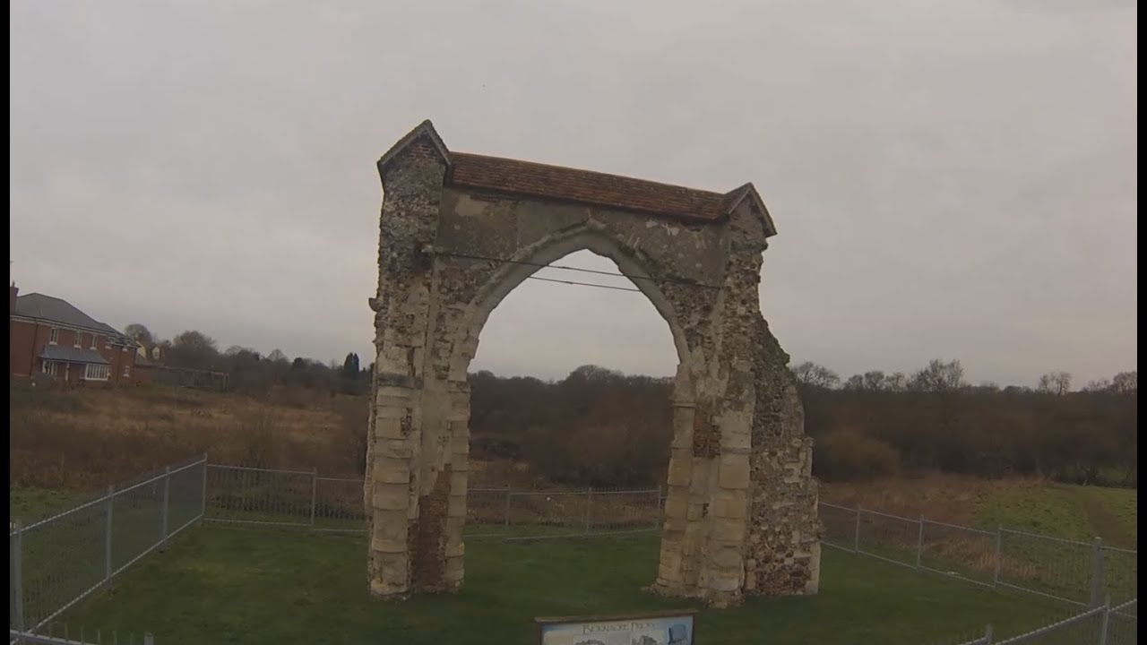 H550 Hexacopter EvvGC gimbal over Priory Arch Bicknacre - YouTube