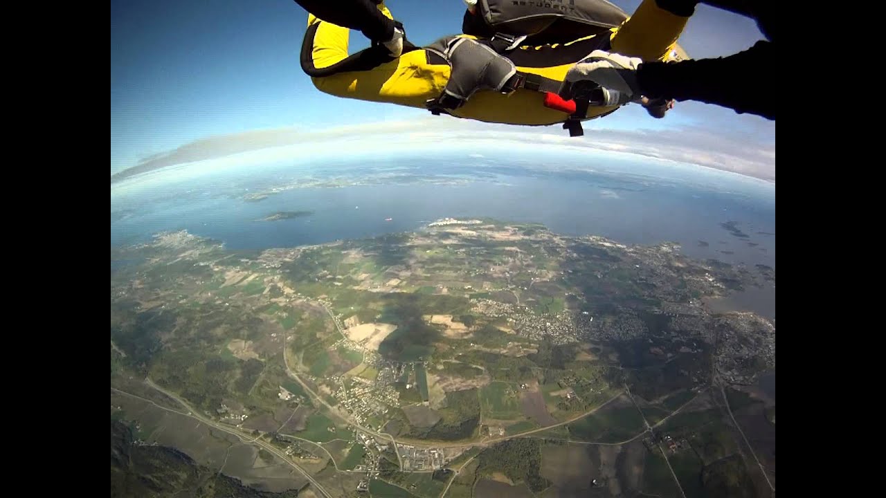 AFF level 4 - 180 and forward motion - YouTube