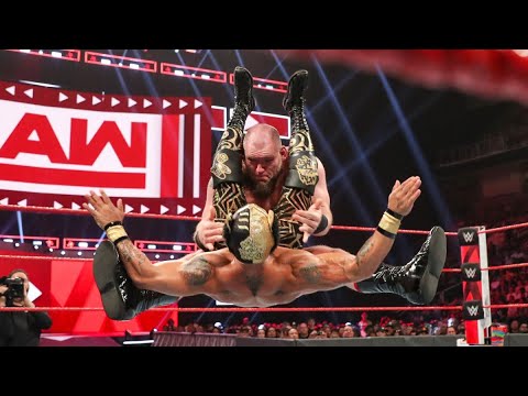 WWE: Sit-Out Powerbomb - YouTube