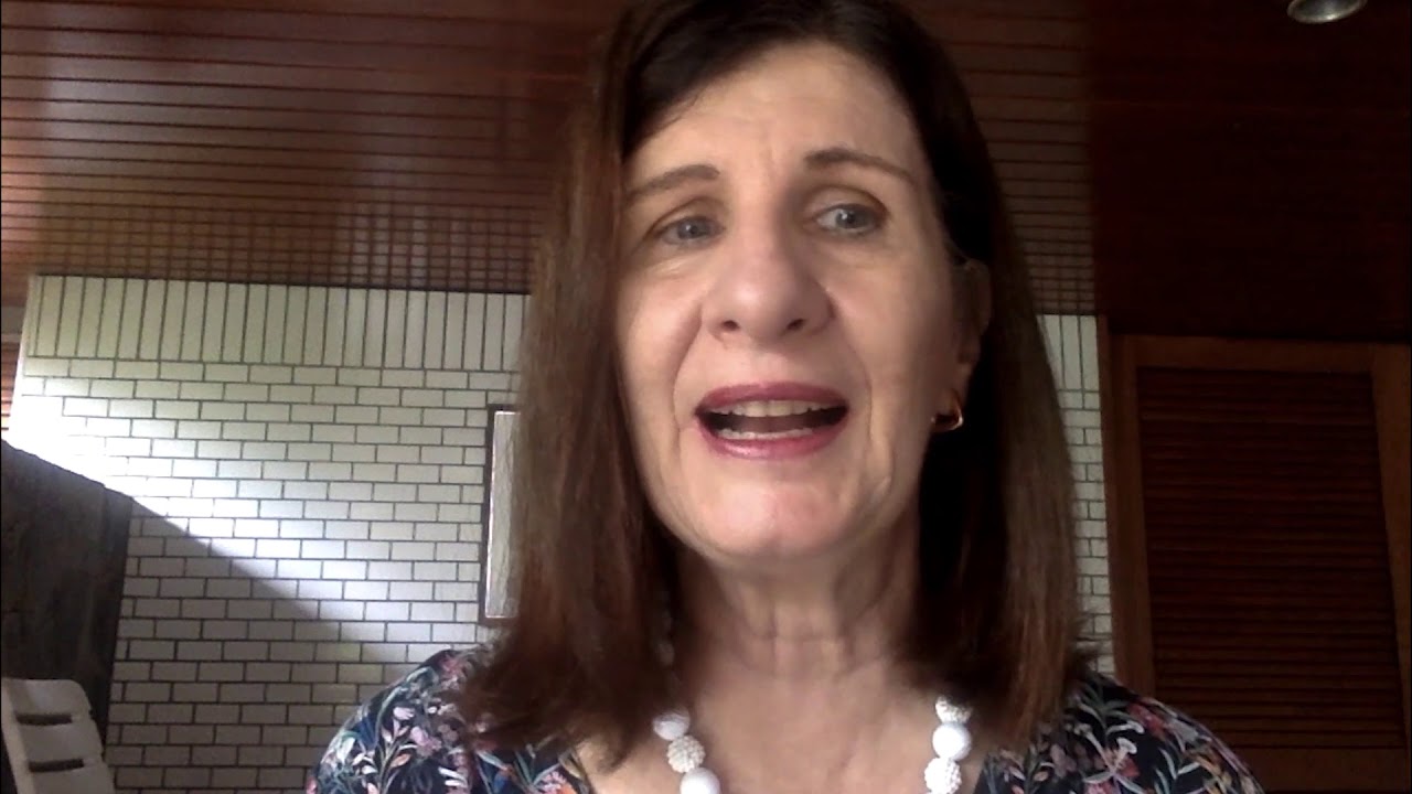 Pró-reitora Elizabeth Daher convida para o 9º Brincar na UFC - YouTube