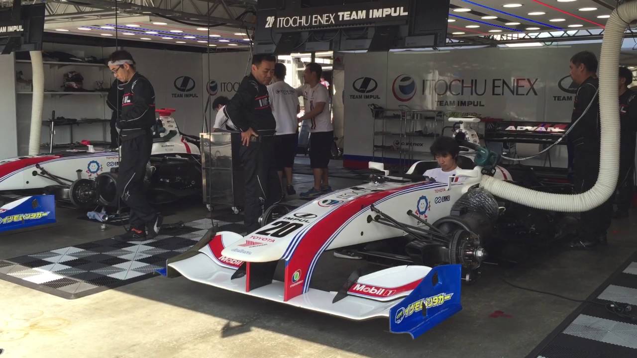 TEAM IMPUL ピット - YouTube