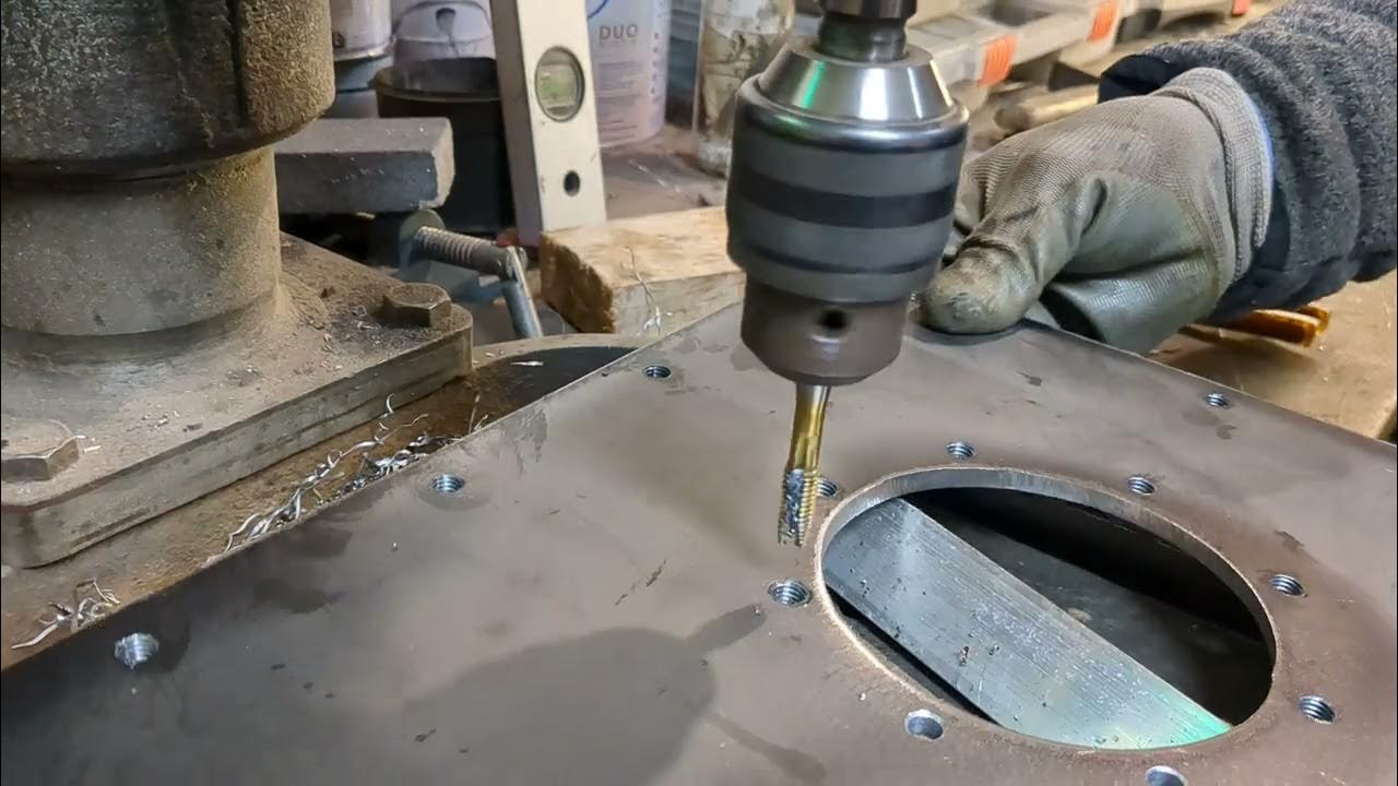 WS15 gwintowanie - YouTube