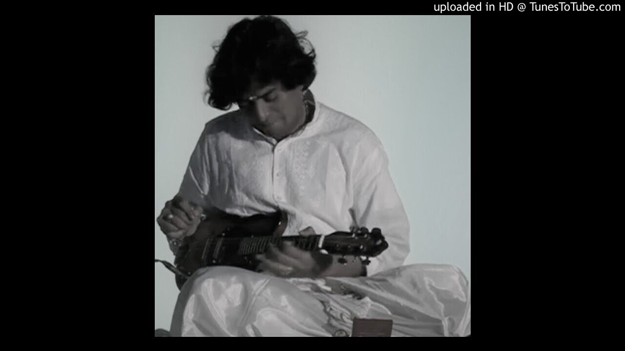 Mandolin U. Shrinivas & U. Rajesh - Ragam Tanam Pallavi Shanmukhapriya ...