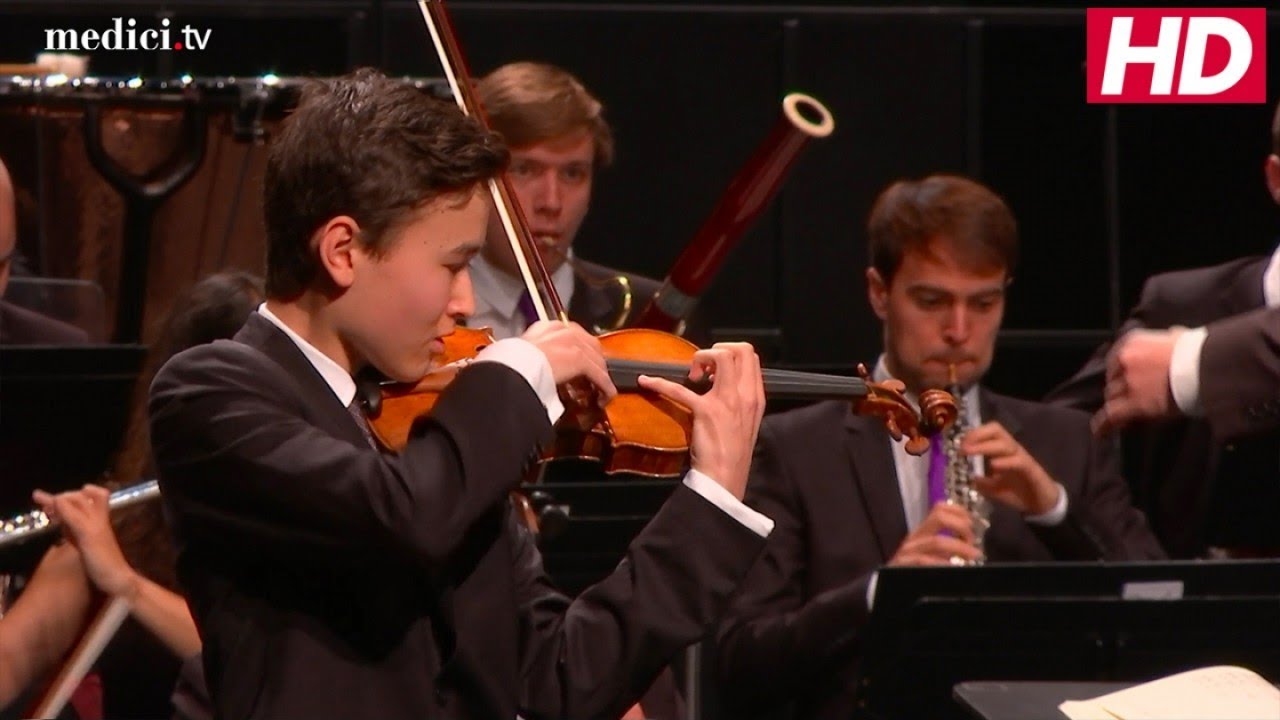 Lahav Shani, Daniel Lozakovich - Bruch: Violin Concerto No. 1 in G ...