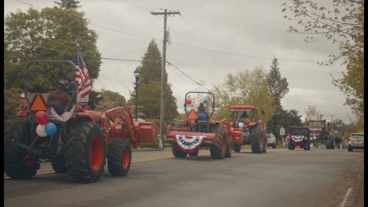 North Plains Tractor Parade & Concert: Vote No Against Expansion - YouTube