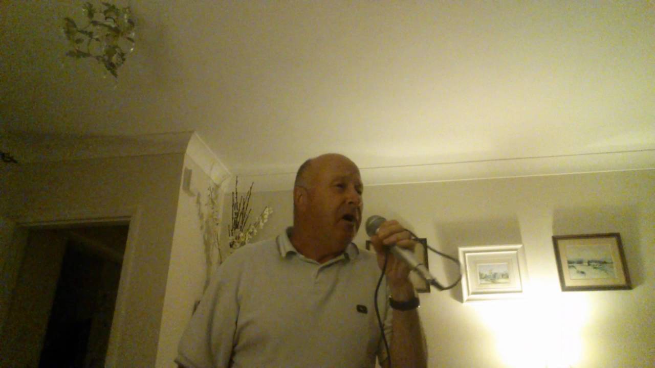 Geoff Plummer Singing Avenue & Alleyways By Tony Christie - YouTube