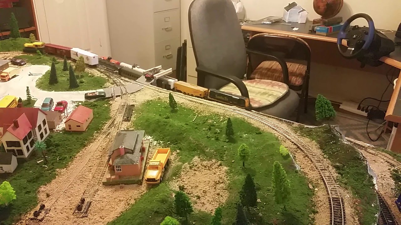 DOLLIN RAIL: MAXIMUM TRAINS REACHED - YouTube