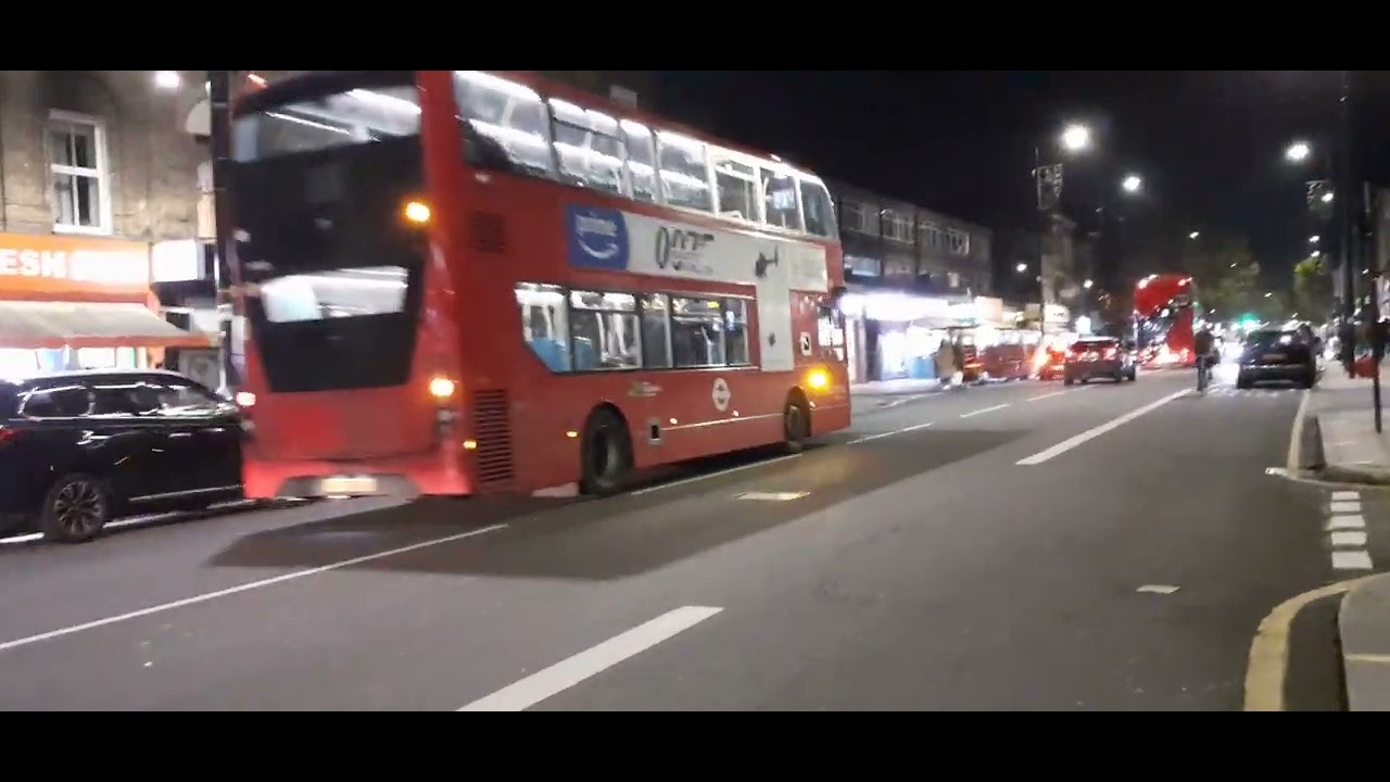 Enviro 400 MMC Arriva London Rail Replacement Bus Service At Bethnal ...