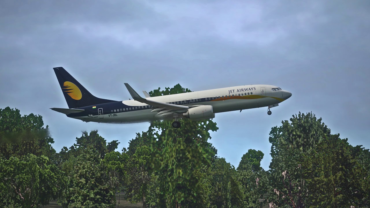 JET Airways 737-800 Crashes after Take Off in Colombo [Engine Failure ...