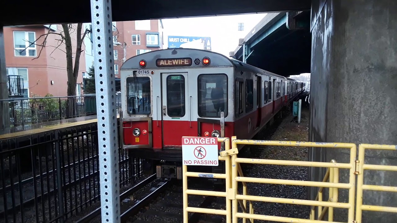 MBTA Red Line Pullman/UTDC 01500-01700 Series Arriving at JFK / UMass ...
