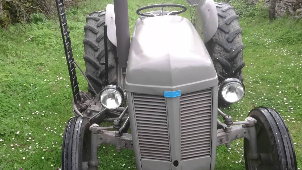Massey Ferguson TEA20 - YouTube