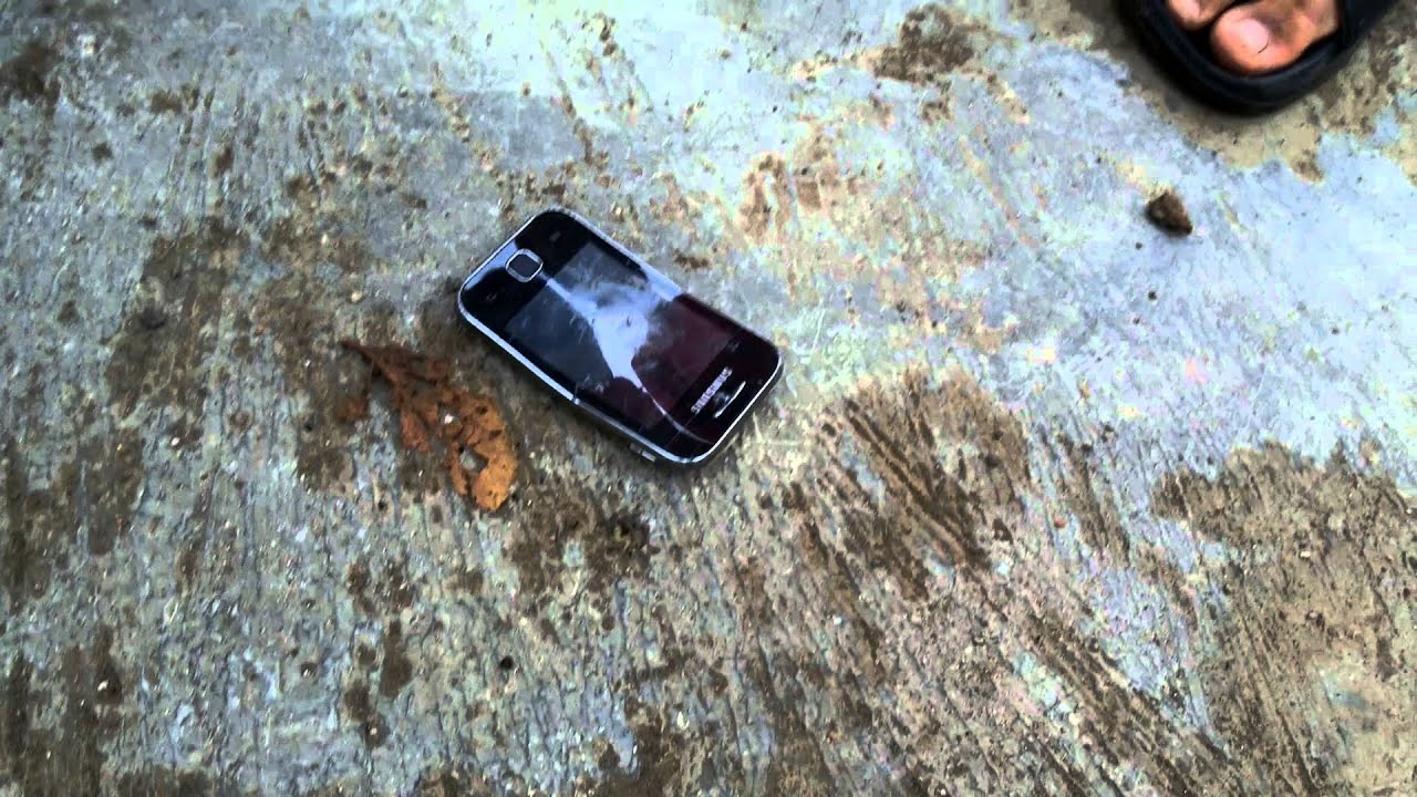 Samsung Galaxy Y Destroyer - YouTube
