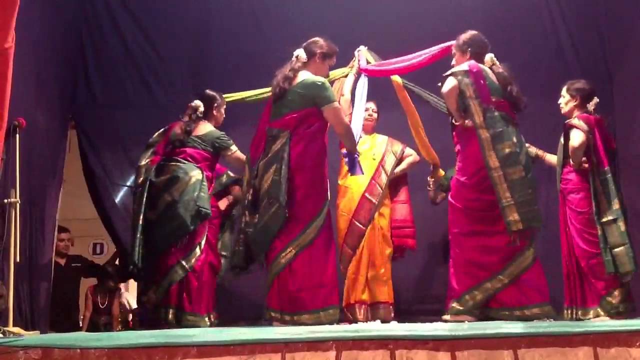 Saree Dance - YouTube