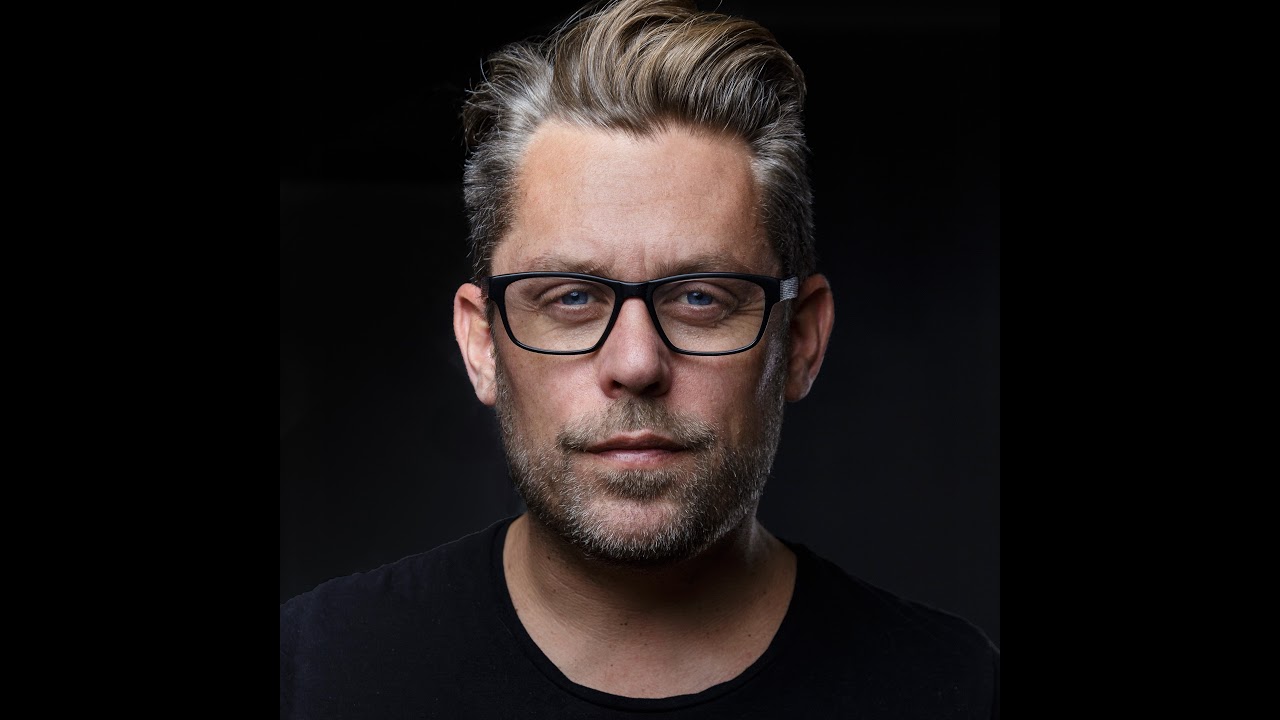 Livestream från I am Peter - Photography - YouTube