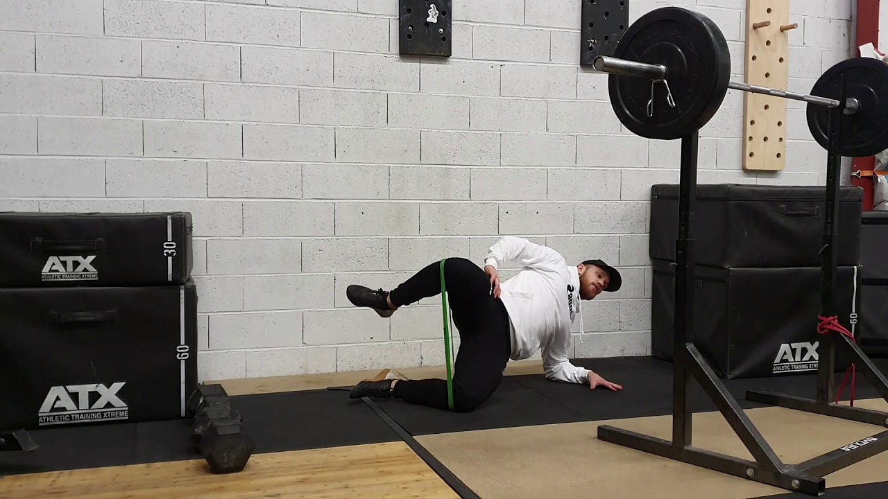 Clamshell plank slow eccentric - YouTube