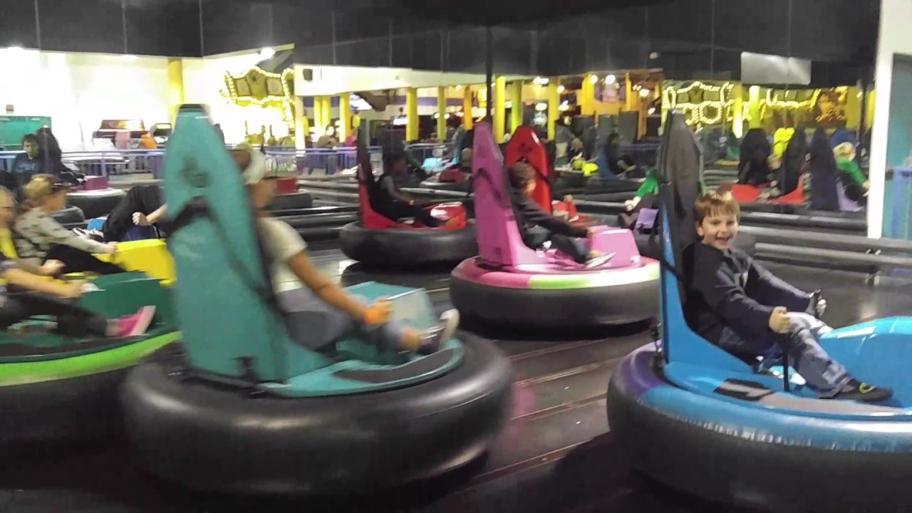 Bumper Cars at Funset Boulevard - YouTube