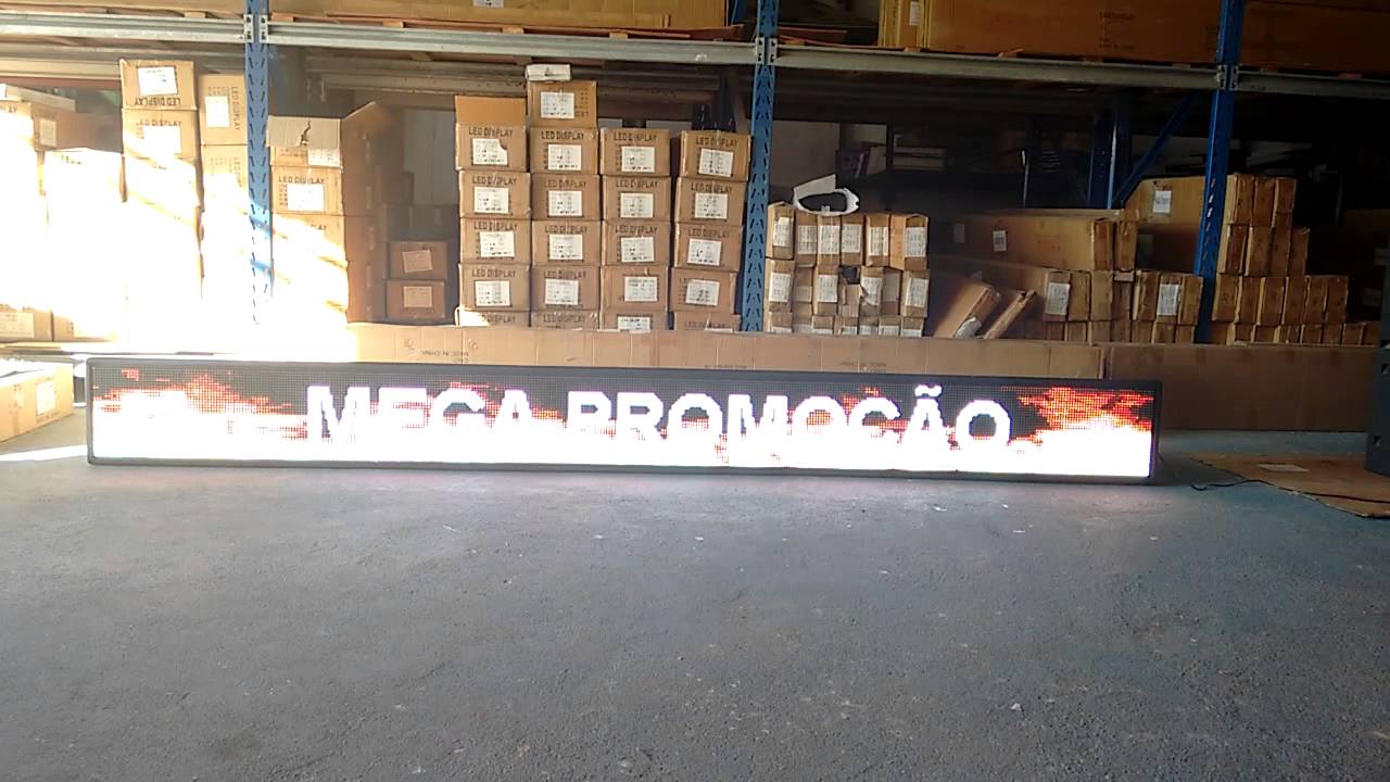 Letreiro digital colorido, Painel de LED RGB 4m x 40cm - YouTube