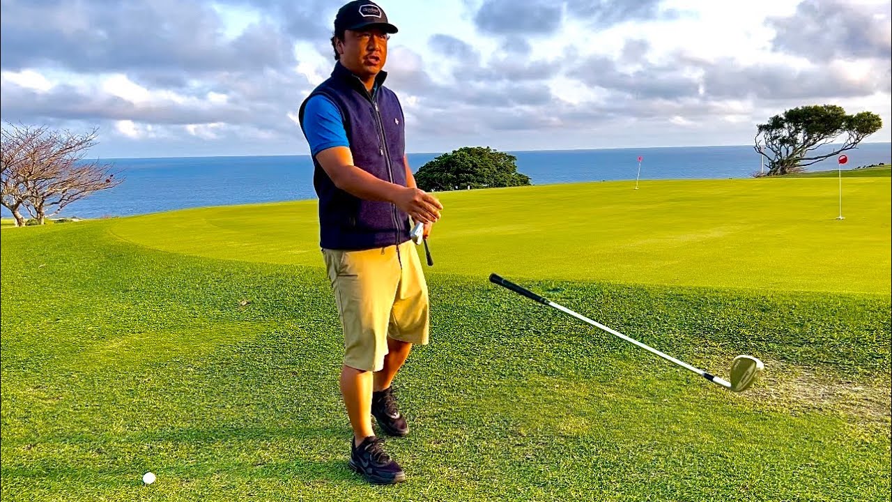 Chipping off a tight lie on Bermuda grass @ Southern Links Golf Resort ...
