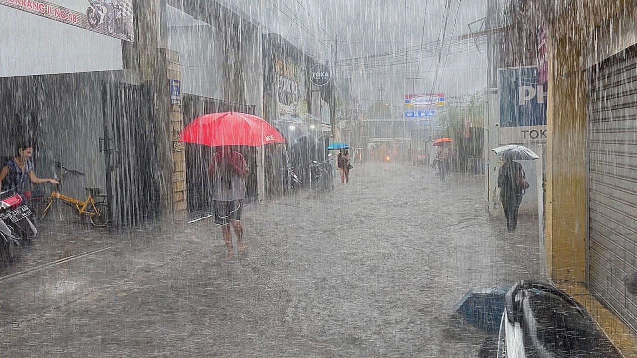 Super Heavy Rain in my village, very cold and heavy, immediately fell ...