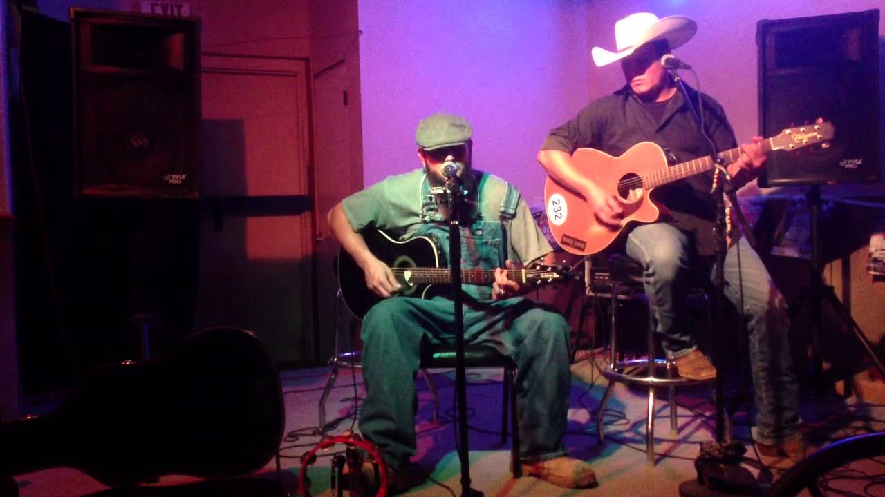 Gypsy Wilson and Brandon Lee @ Gizmo's Sports Bar & Grill - YouTube