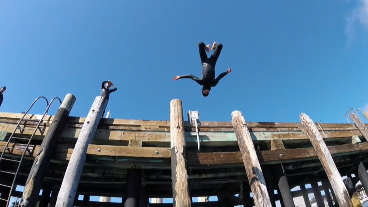 Pier Jumping with friends - YouTube