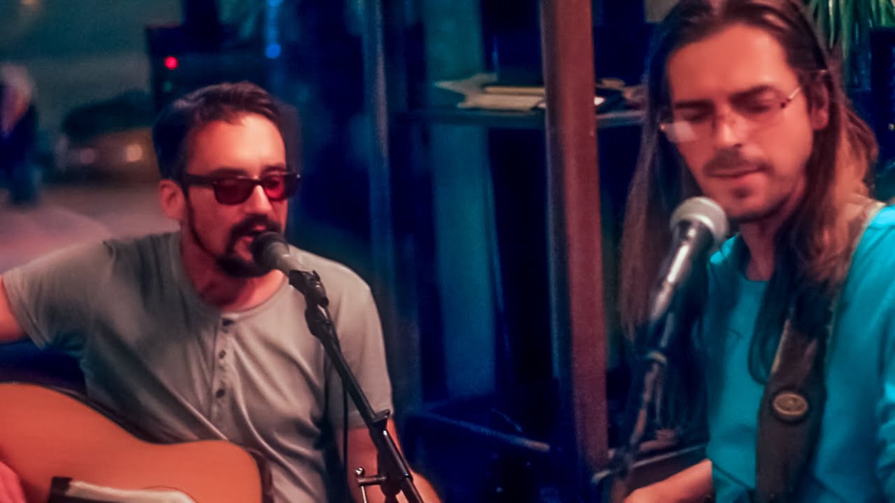 Haustor - Bi Mogo Da Mogu ( LIVE by Grba Deva cover band ) - YouTube