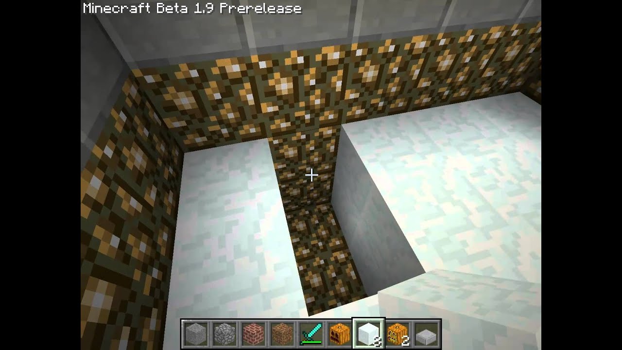 Minecraft - Snowman + trap - YouTube