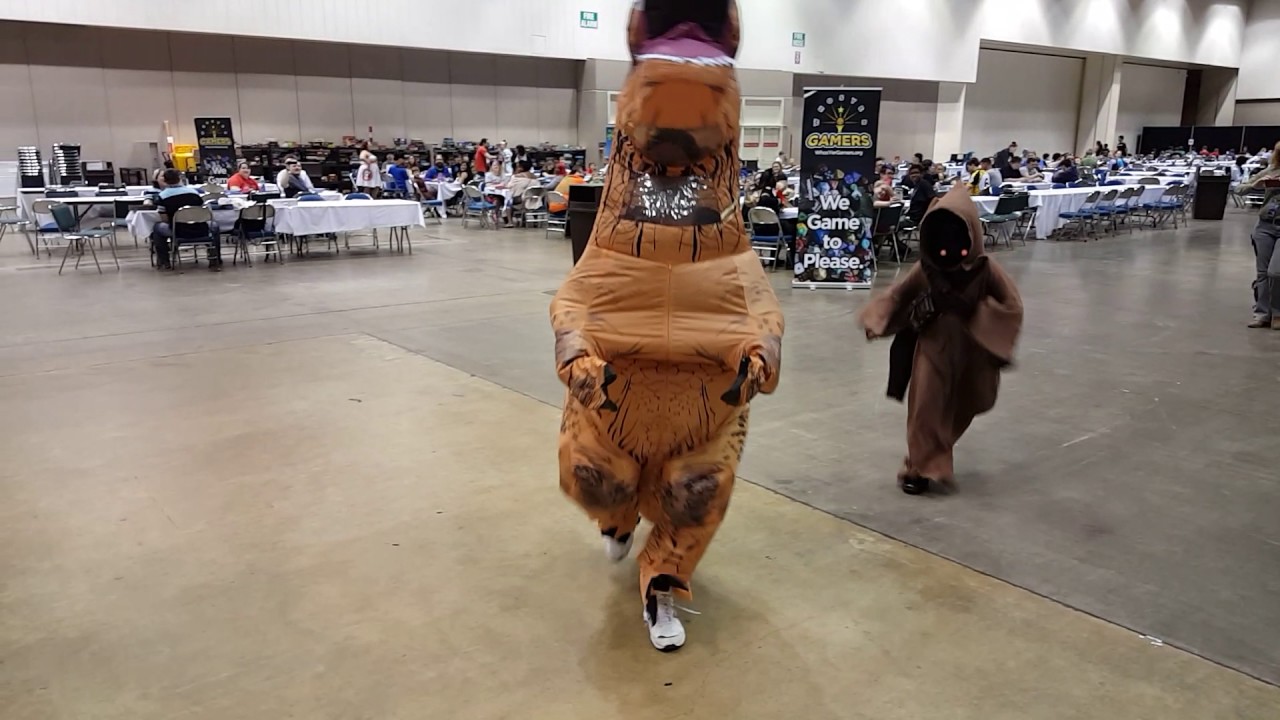 Jurassic World Cosplay - Claire and the T-rex at Indiana Comic Con ...