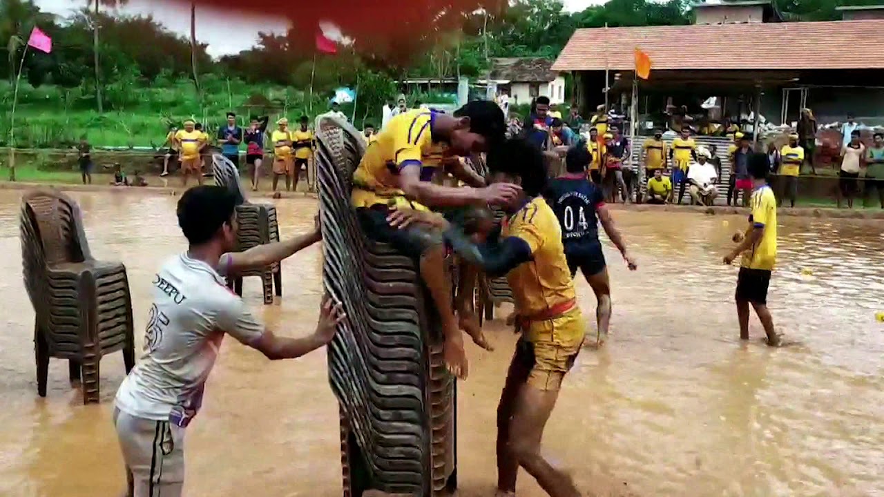 ಇದೊಳ್ಳೆ ಗೇಮ್..ನೋಡಿ ಮಜಾ ಇದೆ !! | Mud Funny Game - YouTube