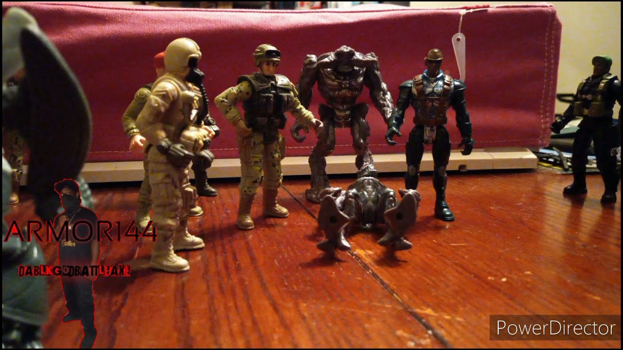 REAL TOYS 23 soldiers and 🦕 at it again #animation #army #aliens - YouTube