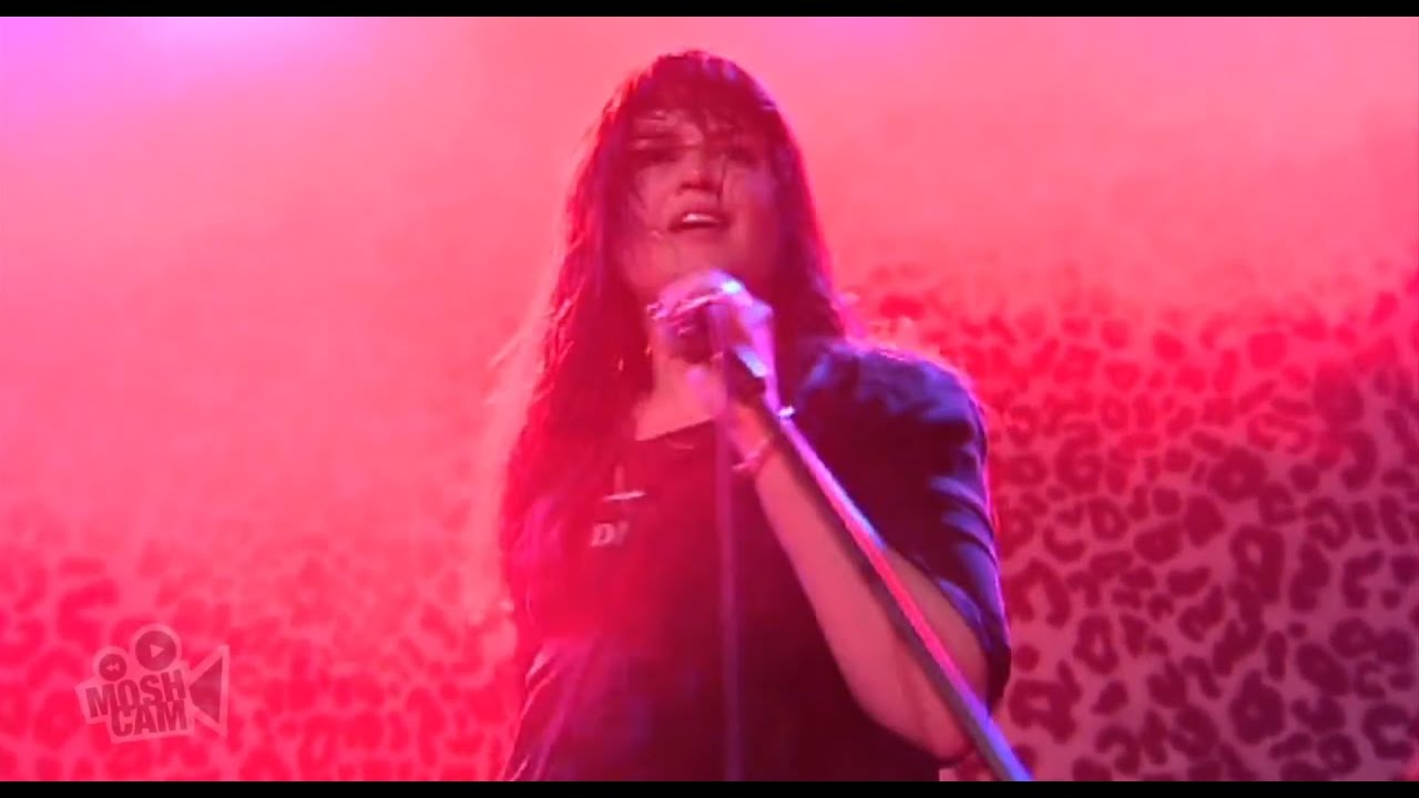 The Kills - Tape Song (Live in Sydney) | Moshcam - YouTube
