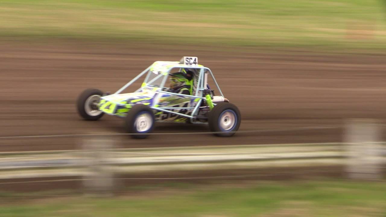 st. neots autograss bas 3 2016 class 9 - YouTube