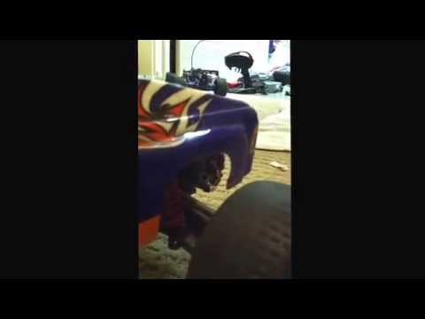 Traxxas rustler gas engine