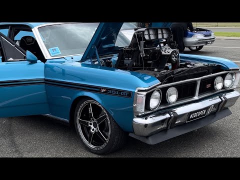 An Xy falcon has his throttle WIDE OPEN - YouTube