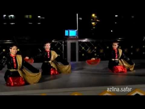 Brunei Traditional Dance - Temaruk and Alai Siakap - YouTube