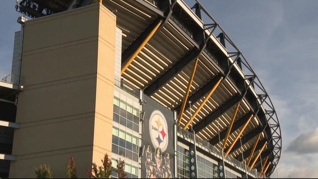 Man dies at Steelers Stadium during Sunday's game after falling from ...