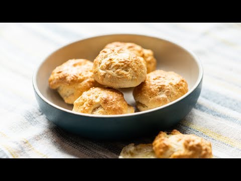 Greek Yogurt Rolls - 2-ingredients & Super Tasty!