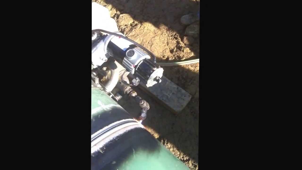 Homemade pipe beveling automatic crawler - YouTube