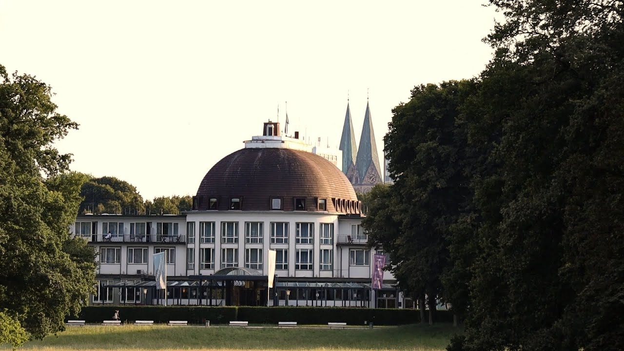 Urs Herrmann - Bürgerpark Bremen - YouTube