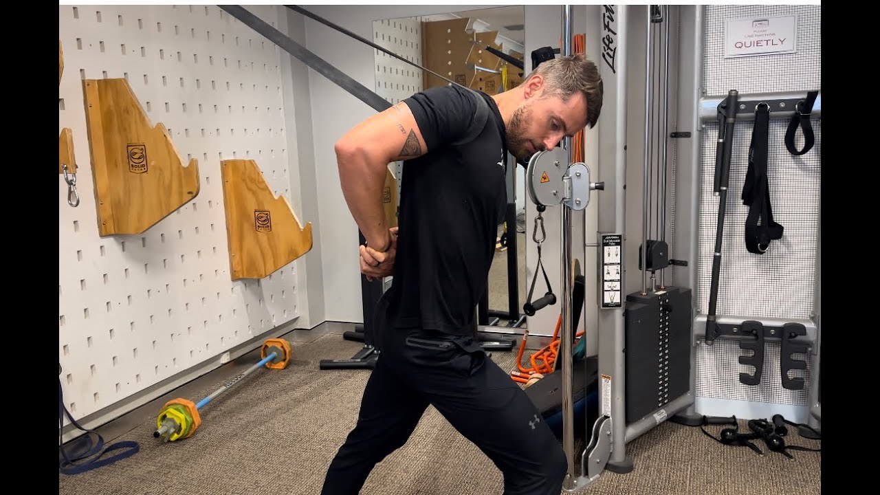 Banded shoulder internal rotation mobilisation - YouTube