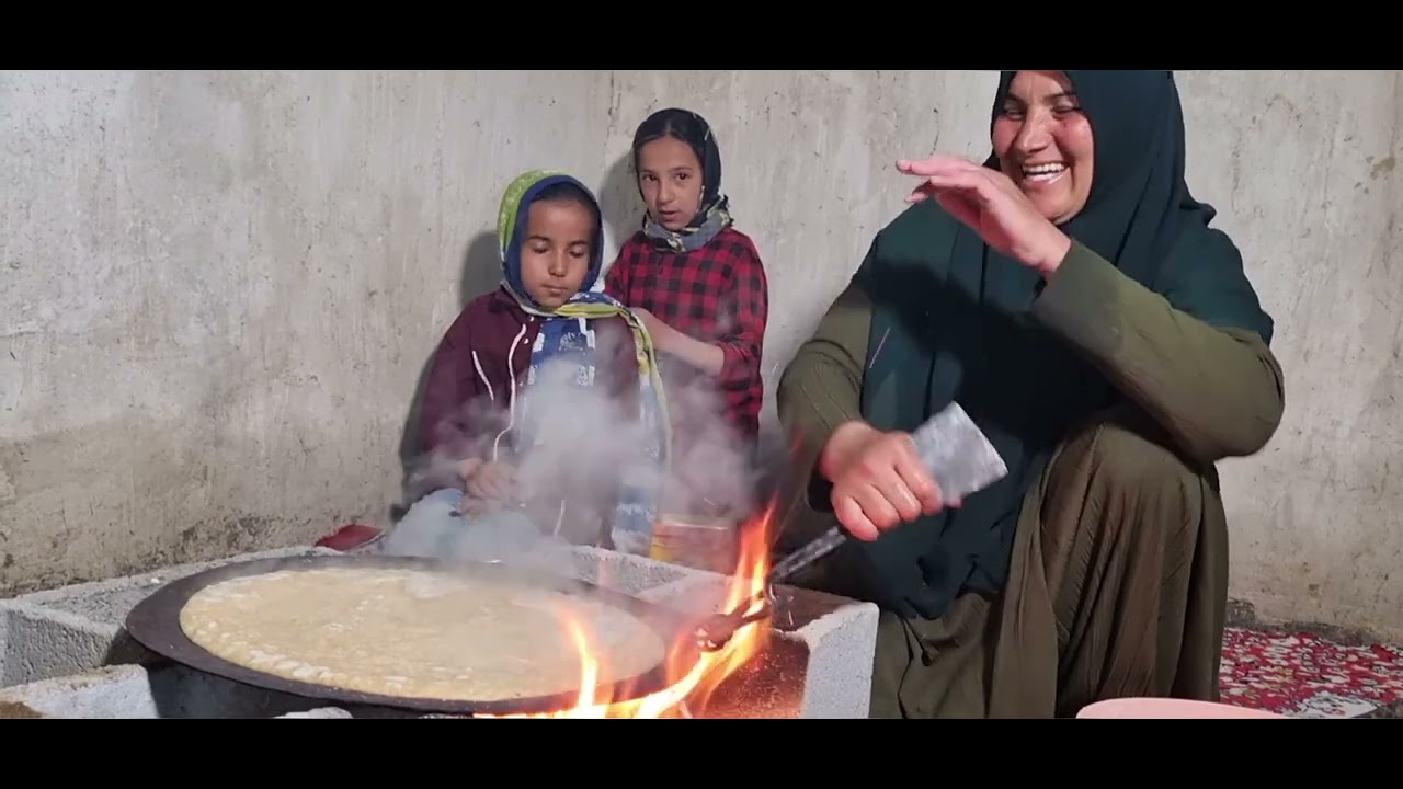 How to prepare the famous Berko homemade bread in the village#doora # ...