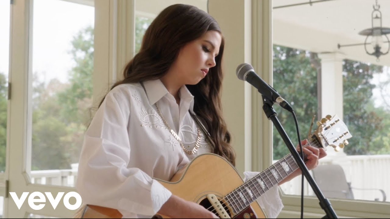 Callista Clark - Music Box (Official Acoustic Video) - YouTube
